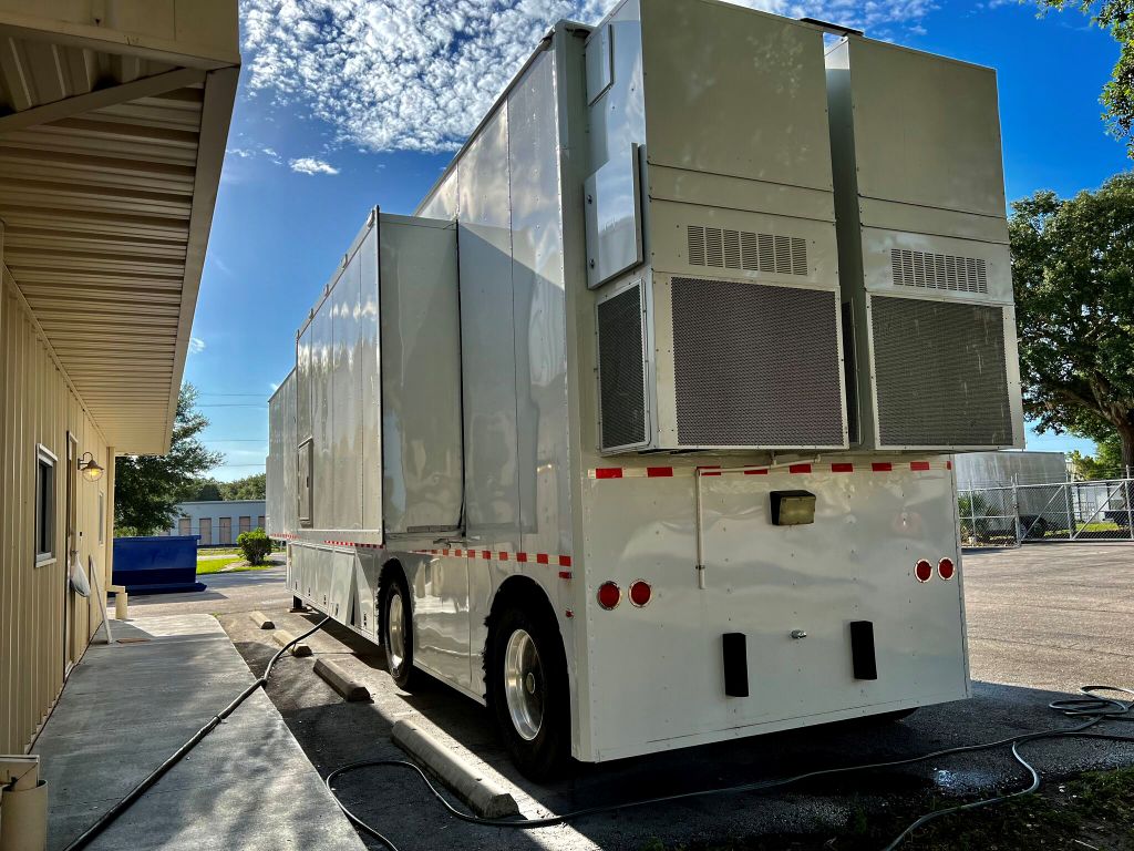 Mobile Coaches – Image One Group